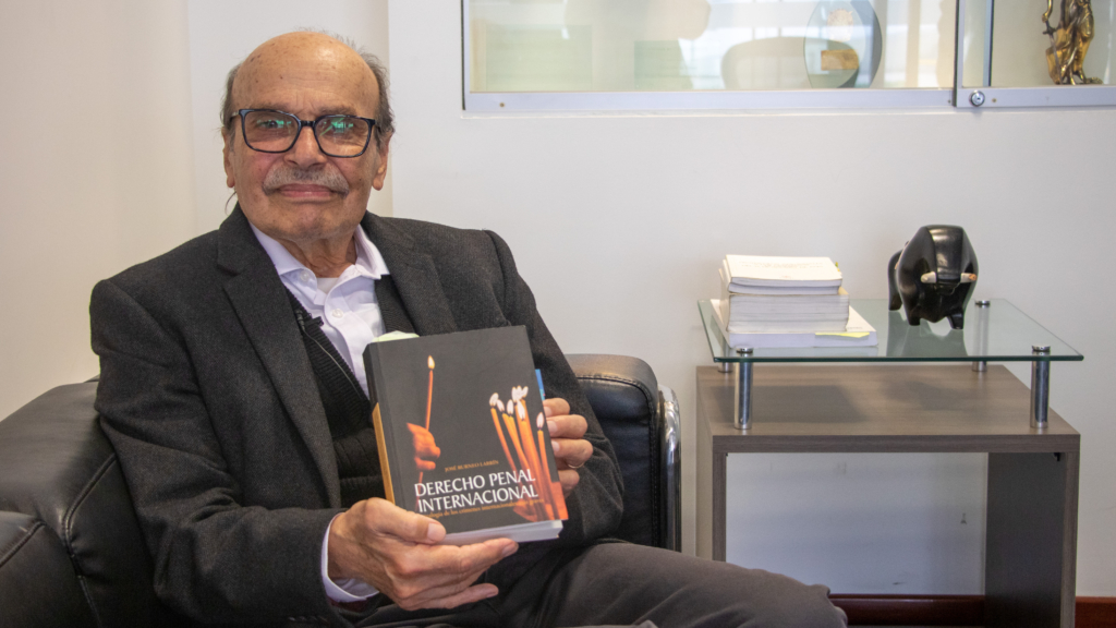 José Burneo Labrín: "En el Perú, en la década de 1980, no hubo una ...